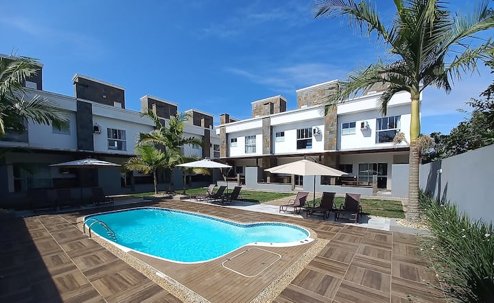 (9)casa Com Piscina E Banheira-uma Quadra Da Praia - Itapoá