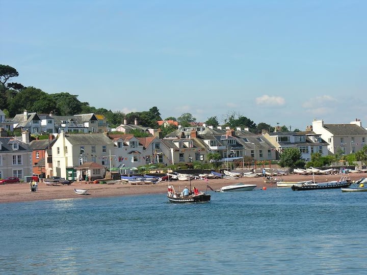 Seaview Apartment Has Stunning River Views Shaldon - Newton Abbot