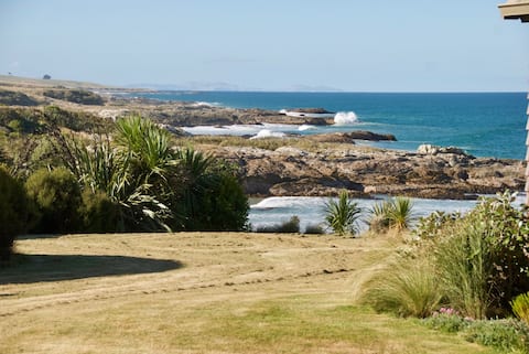 Toko Mouth Holiday Rentals & Homes - Otago, New Zealand | Airbnb