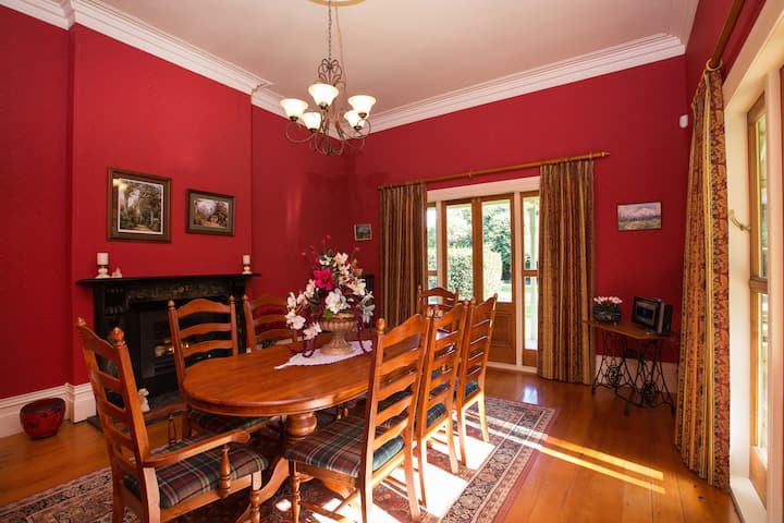 Isaac Bayley Suite, Hawera, New Zealand - Hāwera