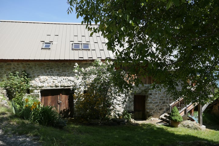 Chalet De Charme Confort, Montagne, Lacs Et Ski. - Chorges