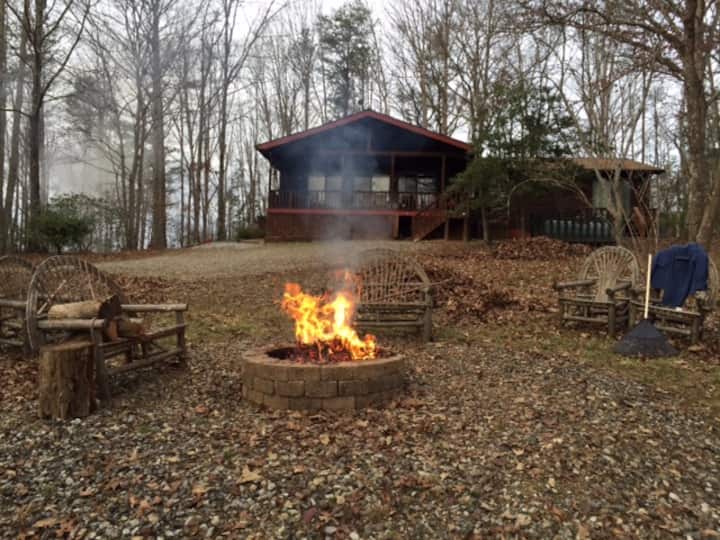 Holly Hill Cabin In No. Ga Mountains-ga Lic#027602 - Blairsville, GA
