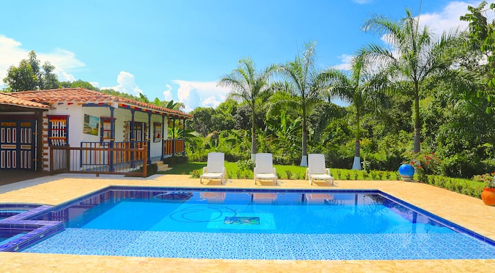 Finca La Fondita - Piscina & Jacuzzi 25 Personas! - San Jerónimo