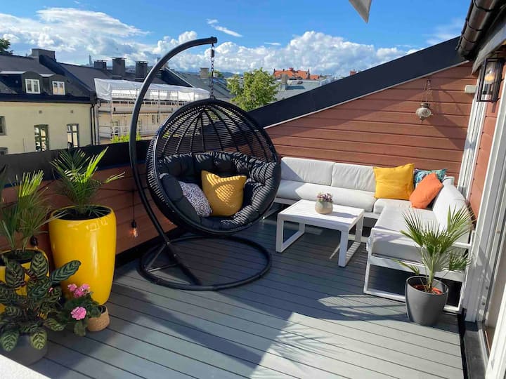 Stylish Grünerløkka Penthouse With Rooftop Terrace - Oslo