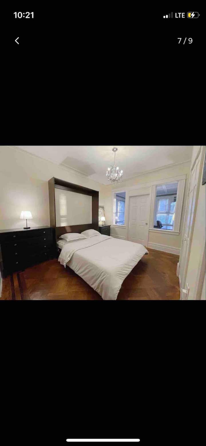 Cozy Bedroom W/ Private Bathroom - Queens, NY