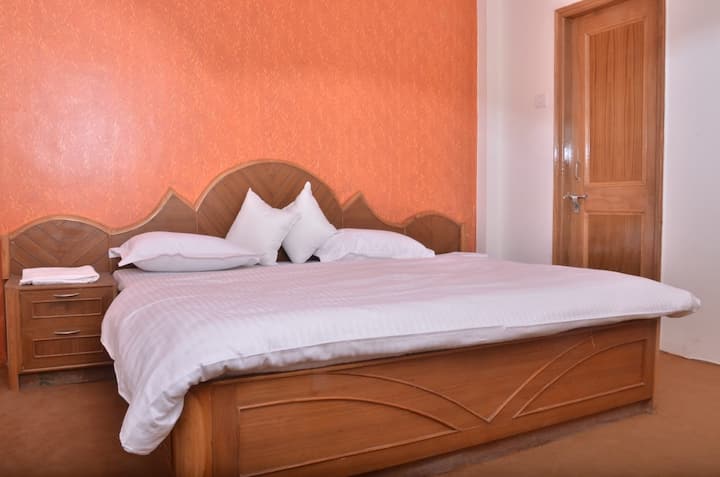4 Bedroom Cozy Home | Amazing View |Elysium Castle - Shimla