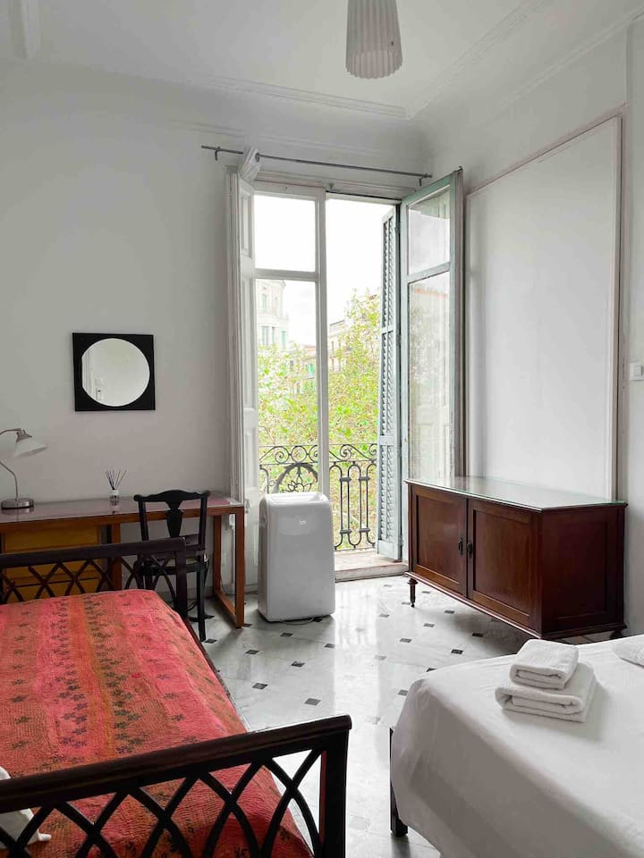 Bedroom At Paseo San Juan - Barcelone