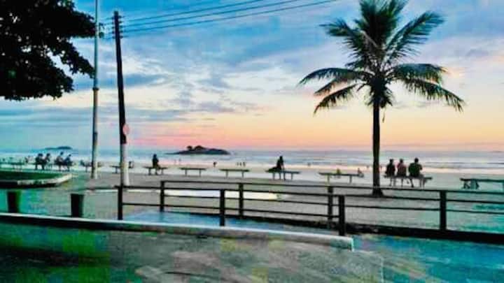 Charmoso Apê A 50mts Do Mar Com Serviço De Praia - Guarujá