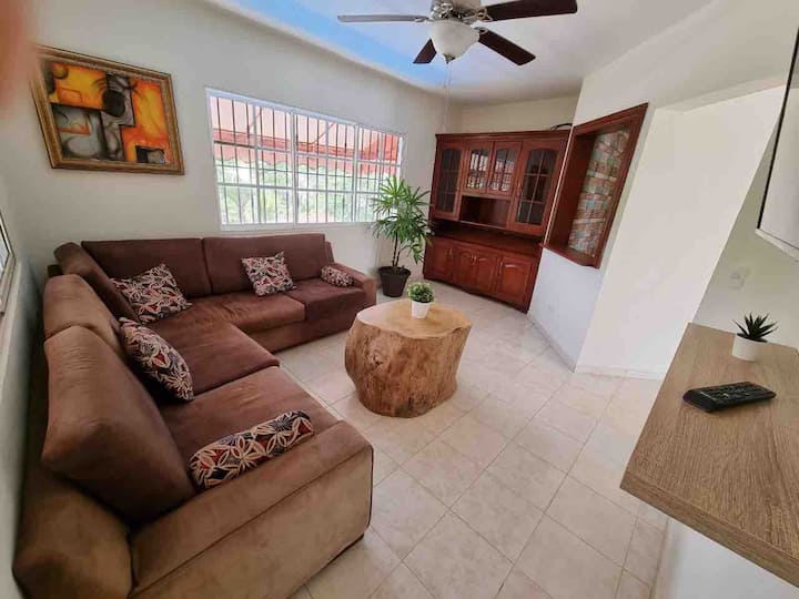 Villa Con Amplia Piscina+ Jacuzzi • 22 Huéspedes - Dominican Republic