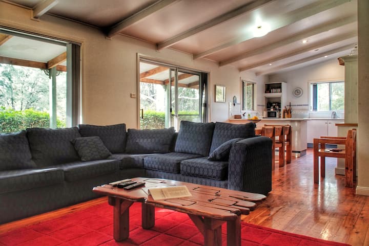 Tara Cottage - River Flats Estate - Broke