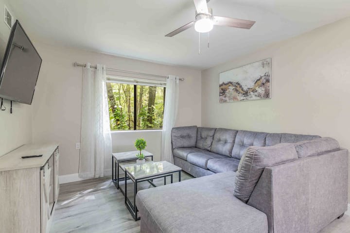 Gator Living!- 2 Queens 2 Bath Close To Uf/ Shands - 게인즈빌