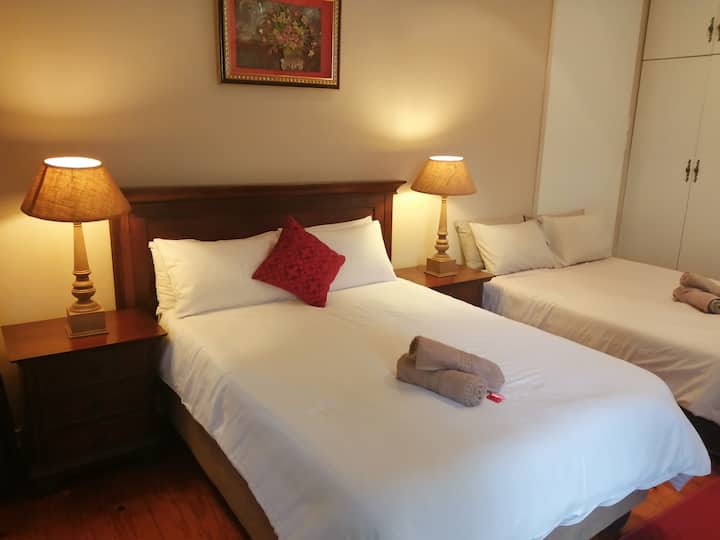 * Fabulous Florida * Charming Guest Suite * - Durban
