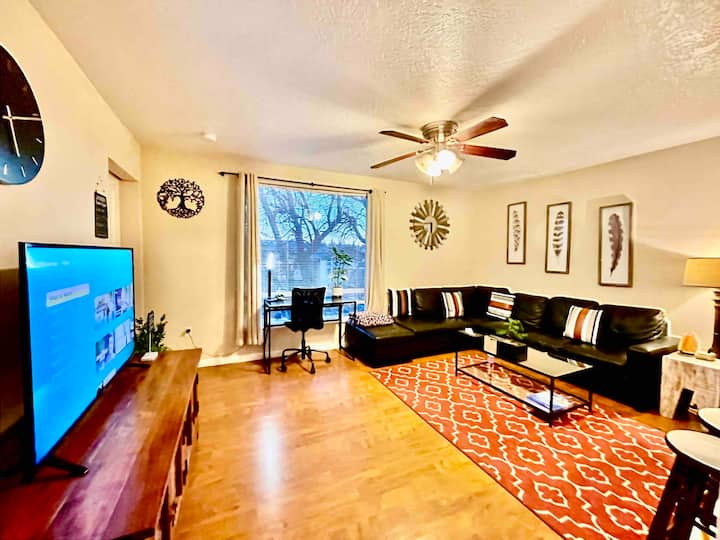 #Top Flr • Private Gem • Kendall Yards Area! - Spokane, WA