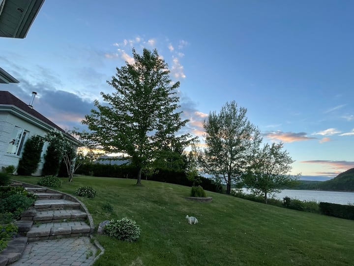 Guest House @ House_de_la_mauricie - Shawinigan