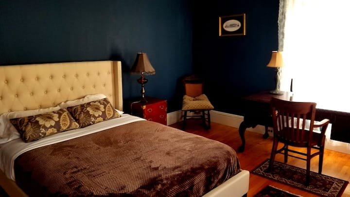 Beautiful Historic House Near Boston - Dedham, MA