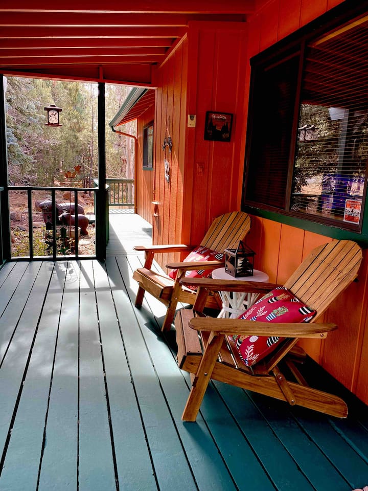 Bearfoot Lodge - Munds Park, AZ