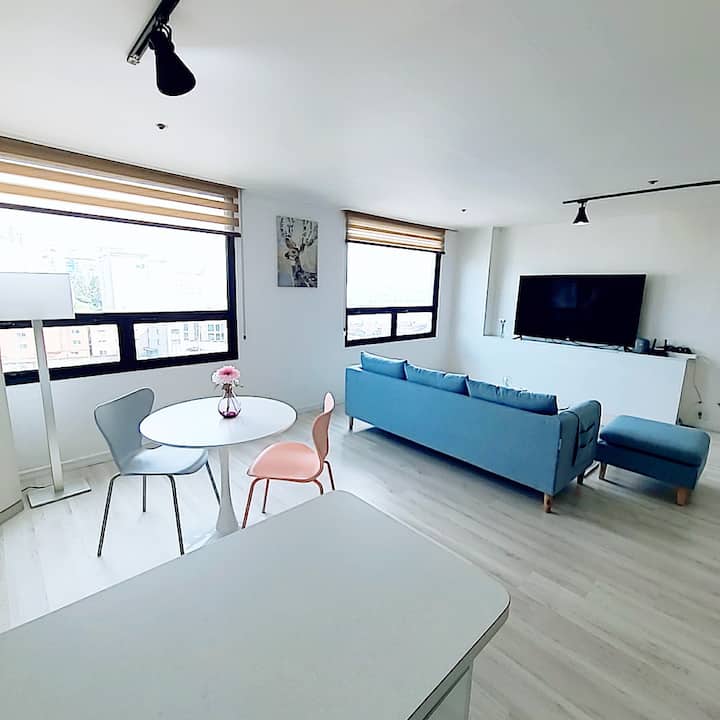 [마포 한강뷰 스위트룸] Free Wifi & Iptv - Seoul