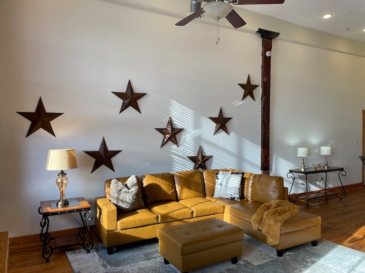 *Free Parking* Loft In Downtown Lynchburg! - Lynchburg, VA