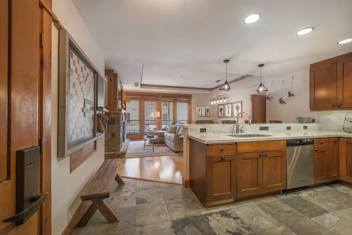 Xl One Bdrm, In Village, Gas Range, 100% Redone - Carnelian Bay, CA