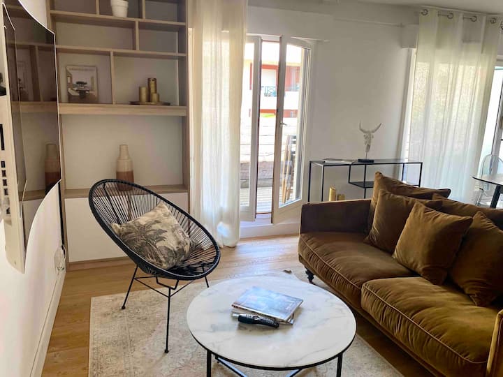 Charmant T3 Paisible Avec Parking Privé à Annecy - Annecy