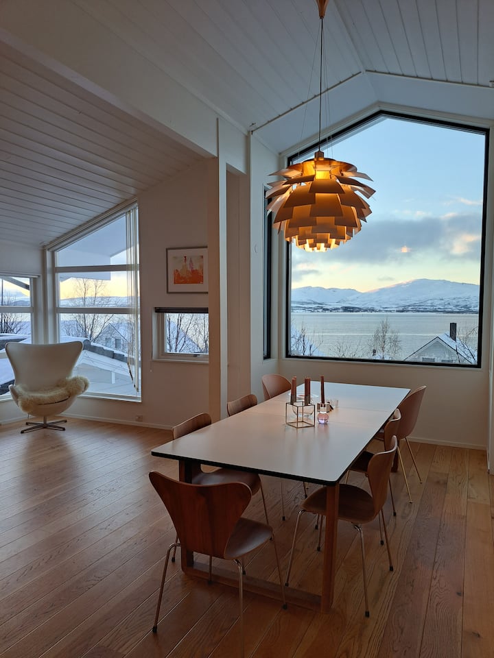 Villa Upnorth, Panoramic View And Jacuzzi - Tromsø