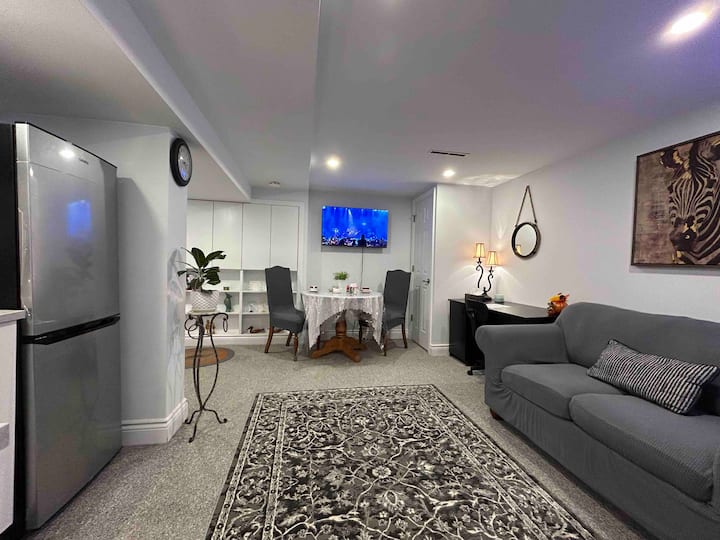 Nice Cozy Private Suite - Aurora