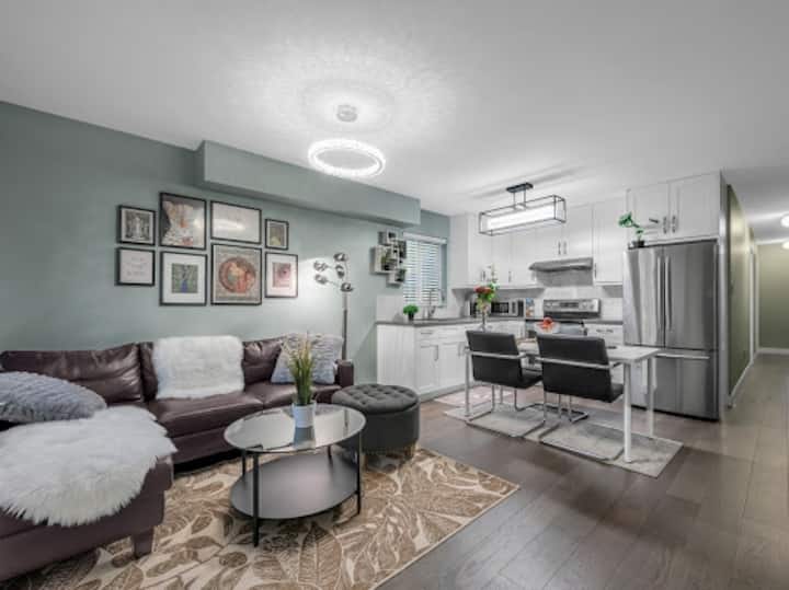 Burquitlam 1br Ground Level Suite With View - Coquitlam