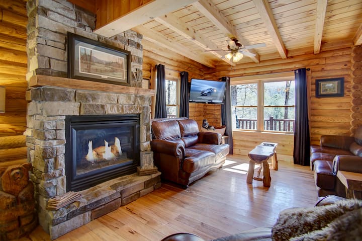Cozy Nature Vibes! Secluded, Private, Convenient! - Gatlinburg, TN