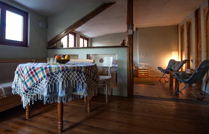 Romantic Flat, Ideal Center - Aéroport de Sofia (SOF)