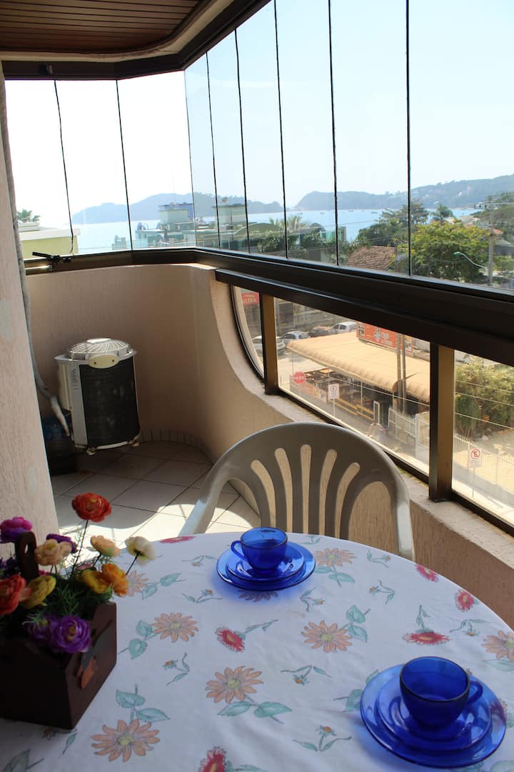 Apartamento De 4 Dormitórios Em Bombinhas - Bombinhas