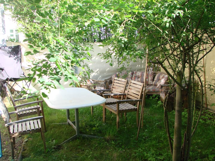 Zimmer Mit  Internet Und Garten . - Bodensee