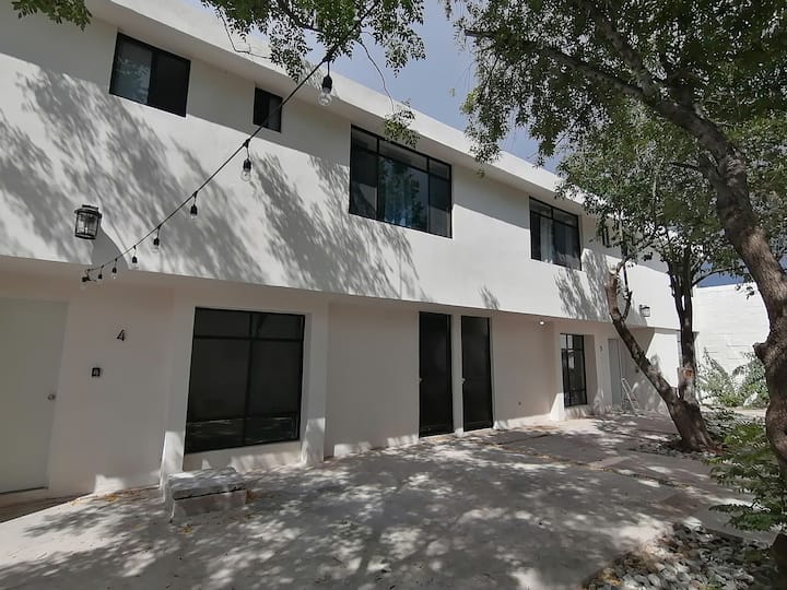 Casa Mexicana En Miniprivada Cerrada - Saltillo
