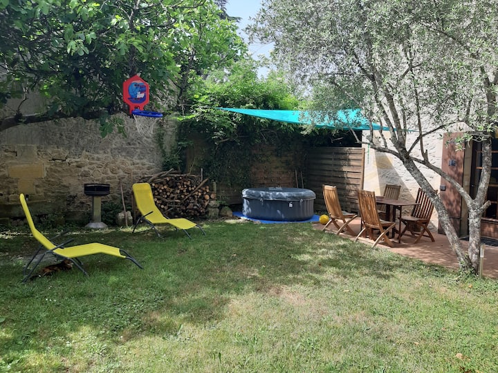 Gîte Avec éTang Et Parc Boisé, 15 Mn St Emilion - Gironde