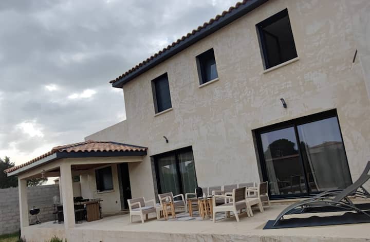 Grande Maison Contemporaine Sans Vis à Vis - Carpentras