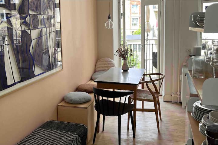 Cosy Apartment With Balcony Near City - Copenhagen