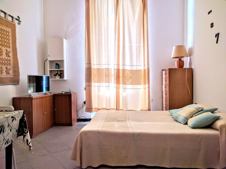 Il Santè, Indipendente Nel Cuore Della Città - Sardinia