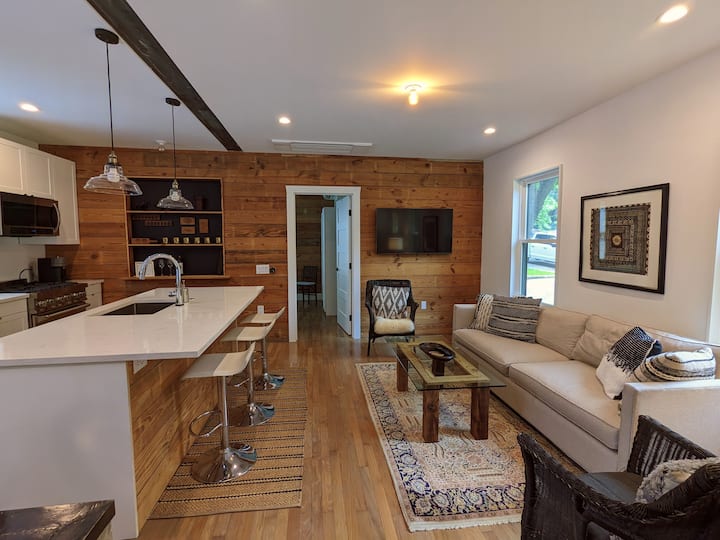 Charming Clarksville - Austin, TX