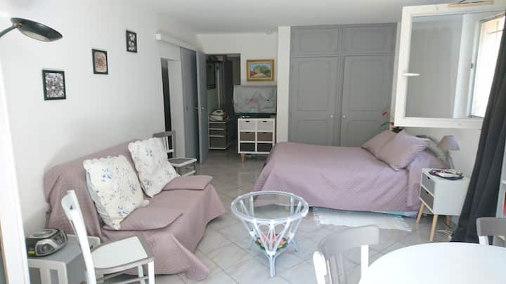 Studio 35 M2 Résidence Calme Sécurisée Wifi - Fréjus