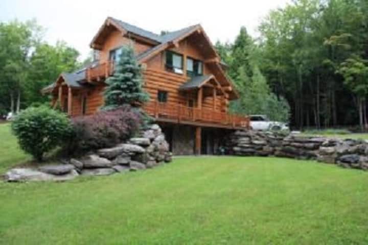 Ski Windham — Log Home - Windham, NY