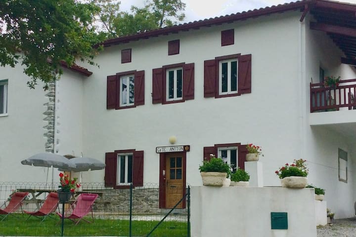 Gite Antton - Saint-Jean-Pied-de-Port