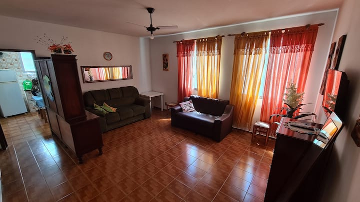 Apartamento De Praia Familiar - 80 Metros Do Mar - Ubatuba