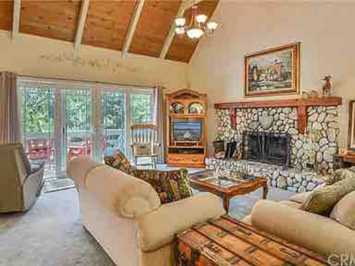 Manzanita Cabin In The Woods - Lake Arrowhead