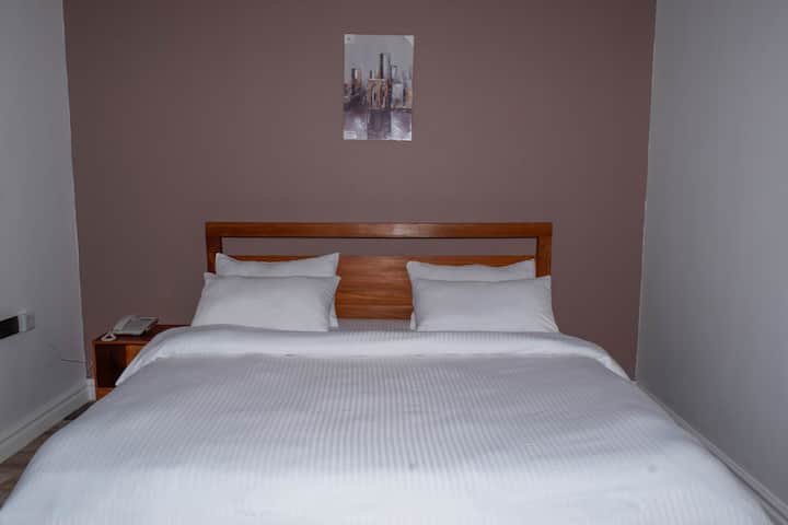 Cosy Rooms With Wi-fi & Swimming Pool In Dar - 三蘭港