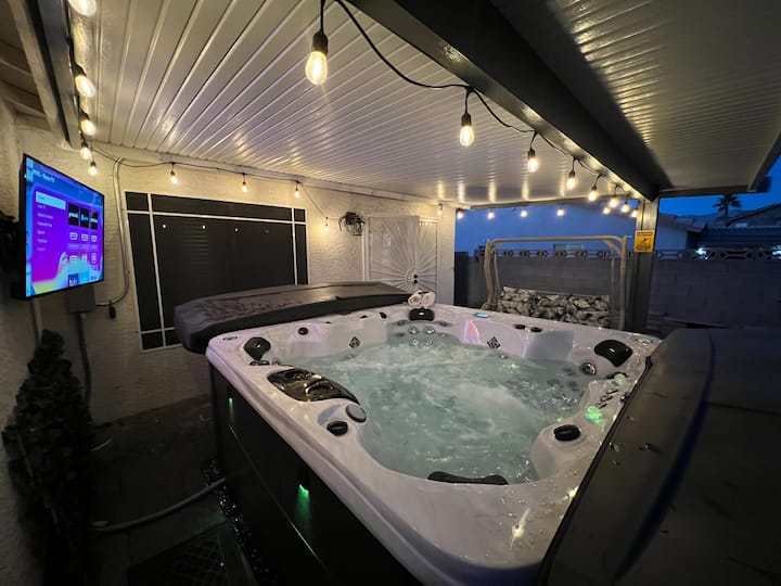 Lovely, Peaceful And Modern Las Vegas Home!! - North Las Vegas, NV