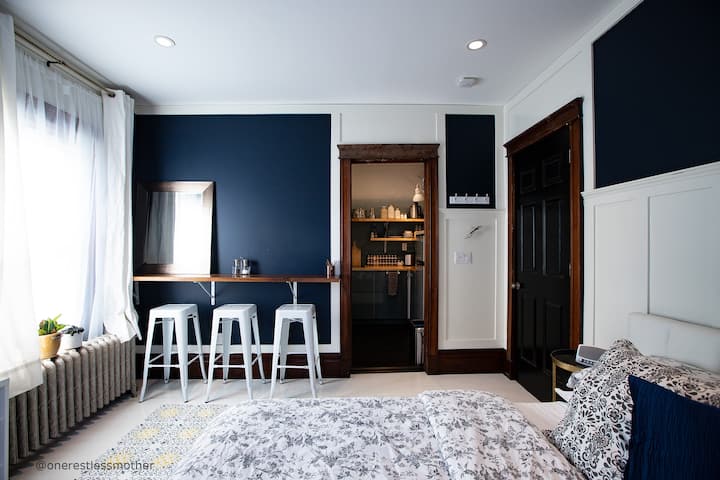 The Byrnebury Studio - Kenmore, NY
