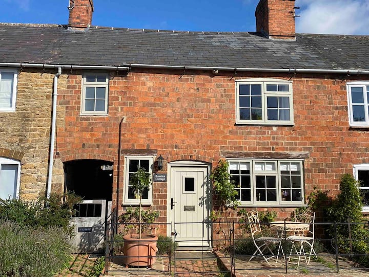 Cotswold Cottage With Garden. - Chipping Norton