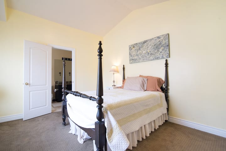 Private Room+attached Bathroom Close To Skiing - Utah