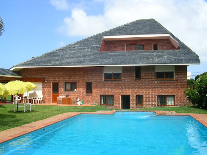 Luxury Ocean View Chalet In Punta Del Este - Punta Ballena