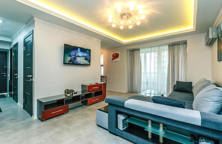 Valerio Apts Vip 6bdrm Lesi Ukrainky 14 Two Floors - Ukraine