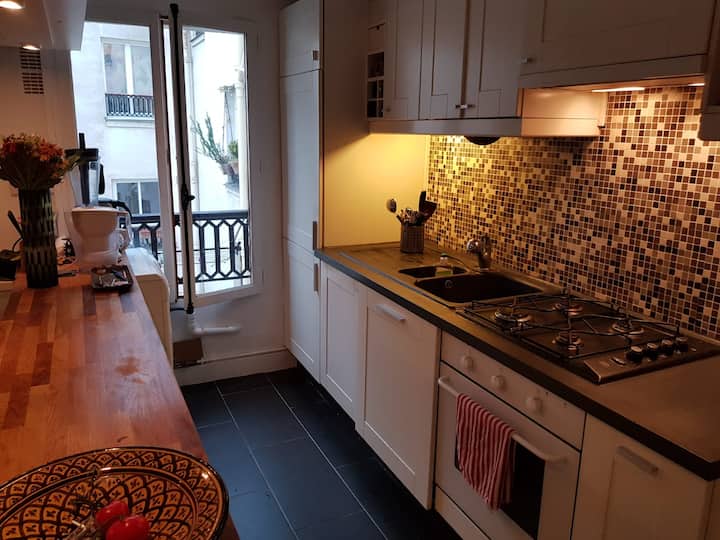 Hypercentral 60m2 Loft - Brochant - Paris